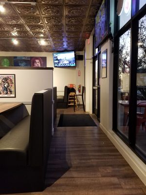 QUINTON’S BAR & DELI - Updated November 2024 - 26 Photos & 44 Reviews ...