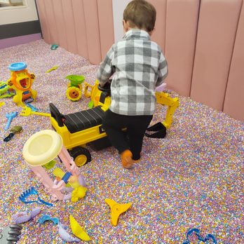 THE LITTLES PLAY CAFE - Updated January 2026 - 23 Photos - 515 Troy ...