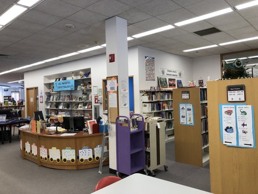 GUILDERLAND PUBLIC LIBRARY - Updated November 2025 - 17 Photos - 2228 ...