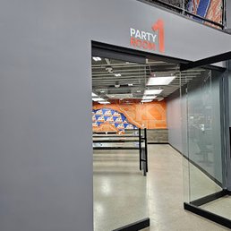 SKY ZONE TRAMPOLINE PARK - Updated August 2025 - 77 Photos & 28 Reviews - 2990 NE Hogan Dr ...