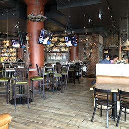 THE GOODMAN PUB & KITCHEN - Updated October 2025 - 133 Photos & 136 ...