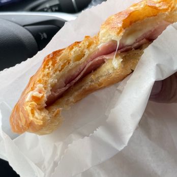 DONUT PLUS - Updated January 2025 - 65 Photos & 60 Reviews - 918 N ...