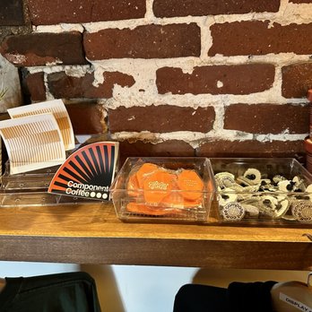 COMPONENT COFFEE LAB - VISALIA - Updated August 2024 - 604 Photos & 572 ...