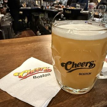CHEERS - Updated July 2025 - 2847 Photos & 1289 Reviews - 84 Beacon St ...
