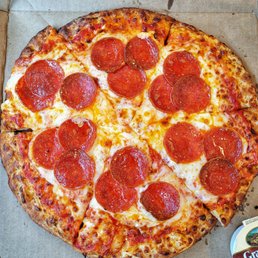 PIZZA SHUTTLE - 22 Photos & 24 Reviews - Food near Kansas City, MO - Yelp