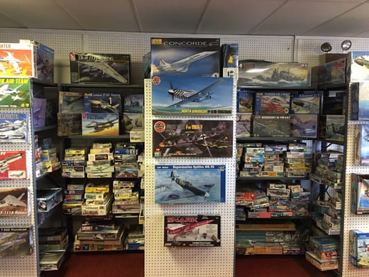 MODEL CITIZEN HOBBIES - Updated October 2025 - 11 Reviews - 5208 66th ...