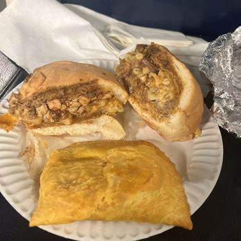 DATZ DELI - Updated January 2025 - 202 Photos & 85 Reviews - 190-01 ...