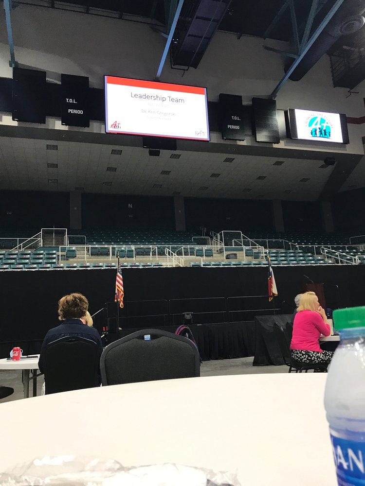 LEONARD E MERRELL CENTER - Updated April 2025 - 12 Photos - 6301 South ...