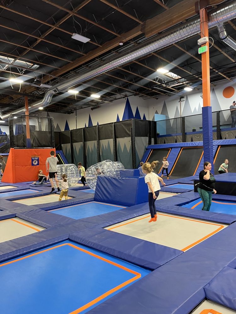 SUMMIT TRAMPOLINE PARK - Updated February 2025 - 34 Photos & 50 Reviews ...