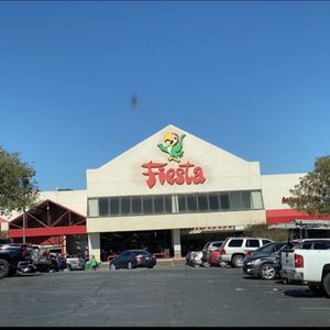 FIESTA MART - 131 Photos & 128 Reviews - 3909 N I-35 Srvc Rd, Austin ...