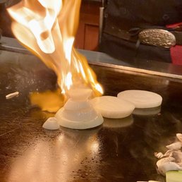 JINBEH - Updated December 2025 - 161 Photos & 200 Reviews - 2440 S ...