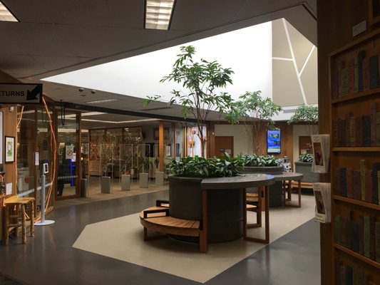 NOEL WIEN PUBLIC LIBRARY - Updated December 2025 - 26 Photos - 1215 ...