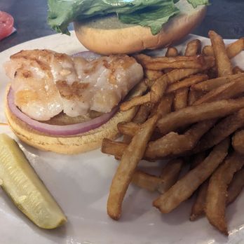 MOLLY GOODHEAD’S RAW BAR & RESTAURANT - Updated March 2025 - 394 Photos ...