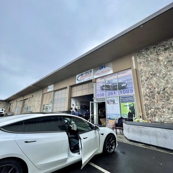 HI-TECH AUTO GLASS - Updated May 2024 - 110 Photos & 729 Reviews - 2860 ...