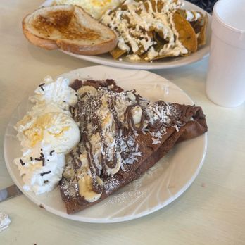 DULCE MAMI CAFÉ RIVERSIDE - Updated June 2024 - 58 Photos & 21 Reviews ...