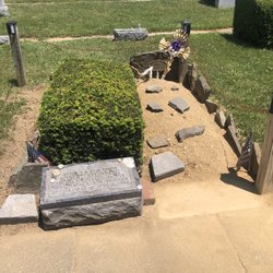 NEW MONTEFIORE CEMETERY - 11 Reviews - 1180 Wellwood Ave, West Babylon ...