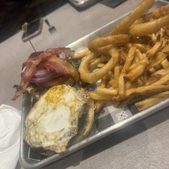 GRAZE BURGERS - Updated December 2025 - 354 Photos & 405 Reviews - 125 ...