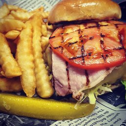 THE RED ROOSTER BAR & GRILL - Updated June 2025 - 147 Photos & 247 ...