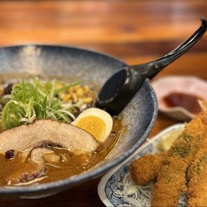 FAT KITTY RAMEN - Updated December 2025 - 28 Reviews - 7847 SW Capitol ...