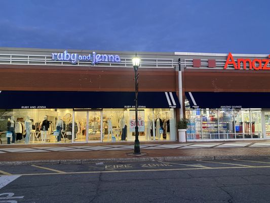PLAINVIEW SHOPPING CENTRE - Updated May 2026 - 71 Photos - 327-392 ...