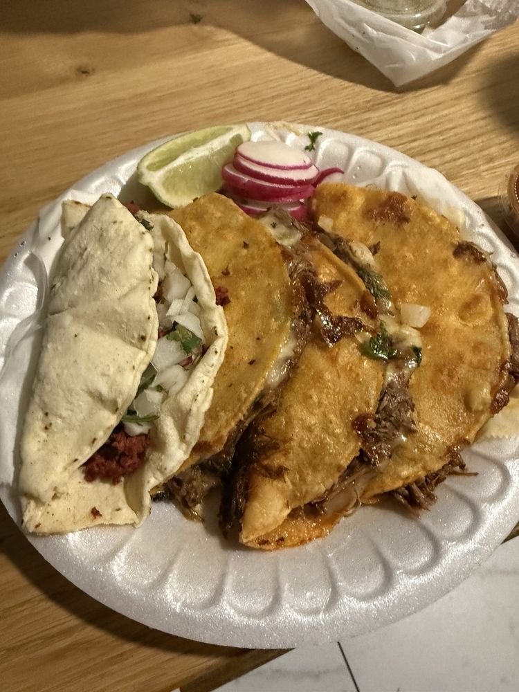 EL TACONTENTO - Updated August 2025 - 69 Photos & 44 Reviews - 2401 N ...