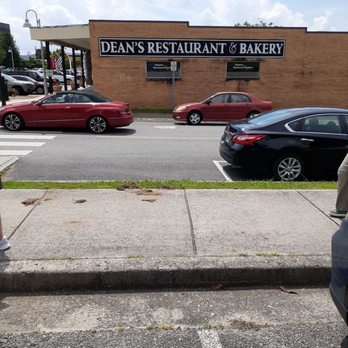 DEAN’S RESTAURANT & BAKERY - Updated December 2024 - 127 Photos & 174 ...