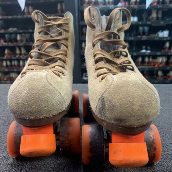 ASTRO SKATE ORLANDO - Updated January 2026 - 94 Photos & 79 Reviews ...