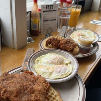 FAT’S FRIED CHICKEN & WAFFLES - Updated July 2024 - 1010 Photos & 836 ...