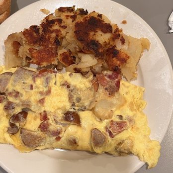 SWEET HOLLOW DINER - Updated December 2025 - 164 Photos & 172 Reviews ...