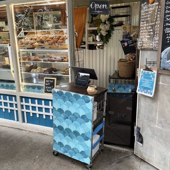 OCEAN SIDE BAKERY - Updated June 2025 - 272 Photos & 58 Reviews - 1176 ...