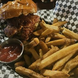 BRUNSON’S PUB - Updated October 2025 - 321 Photos & 413 Reviews - 956 ...