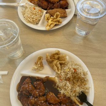 CHINESE CHEF - Updated September 2025 - 28 Photos & 81 Reviews - 3029 S ...