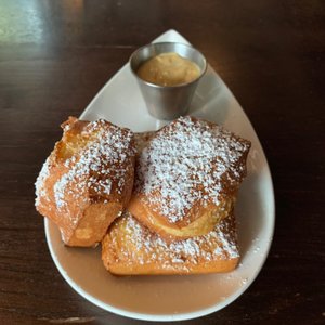 LYON HALL - 726 Photos & 952 Reviews - Brasseries - 3100 Washington ...