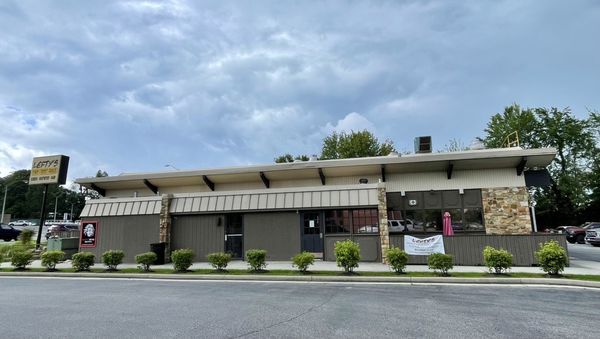 LEFTY’S MAIN STREET GRILLE - Updated January 2026 - 200 Photos & 322 ...