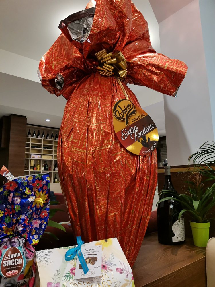 EISCAFE RIVIERA - Updated May 2024 - 75 Photos - Niederwerrner Str. 64 ...