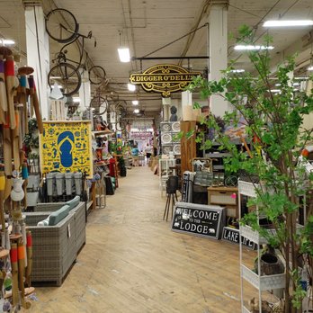 CITY LIQUIDATORS - Updated December 2025 - 213 Photos & 261 Reviews ...