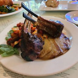 LE CENTRAL - Updated December 2025 - 84 Photos & 154 Reviews - 483 Hope ...