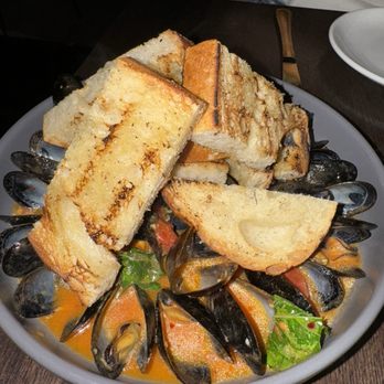 PINK IVY KITCHEN & BAR - Updated December 2024 - 229 Photos & 64 ...