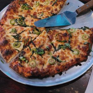 THE FIELDHOUSE PIZZA & PUB - Updated January 2026 - 136 Photos & 122 ...