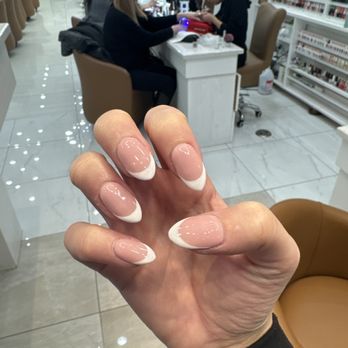 NAILÀCARTE - RIVER NORTH - Updated August 2024 - 65 Photos & 27 Reviews ...