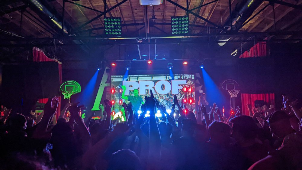 THE ALPINE - Updated September 2025 - 23 Photos & 12 Reviews - 324 E ...