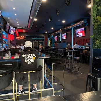 GLORIA’S BAR & GRILL - Updated January 2026 - 170 Photos & 54 Reviews ...