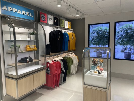 INSA CANNABIS DISPENSARY - THE VILLAGES - Updated December 2025 - 11 ...