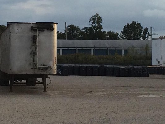 BEST WAY DISPOSAL - Updated July 2025 - 20 Photos - 1128 W 66th ...