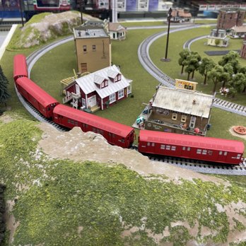TRAINLAND - Updated July 2025 - 40 Photos & 34 Reviews - 293 Sunrise ...