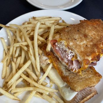 BISTRO BYRONZ - Updated September 2024 - 299 Photos & 268 Reviews - 515 ...