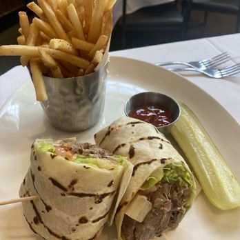 NOVARA RESTAURANT - Updated July 2024 - 445 Photos & 414 Reviews - 556 ...