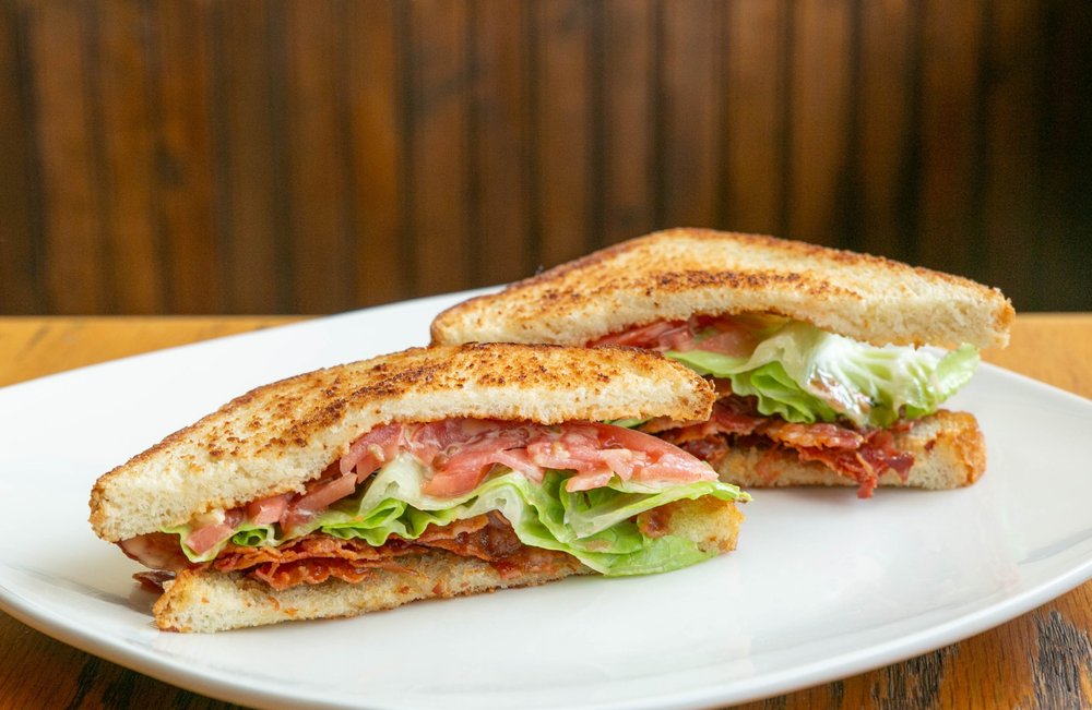 BREKKY & BURGERS BRUNCH CAFE - Updated August 2025 - 17 Photos - 1521 ...