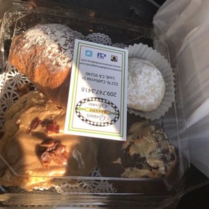 CORNER SCONE BAKERY - CLOSED - 241 Photos & 164 Reviews - 322 N ...