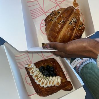 LOVE CROISSANTS - Updated March 2024 - 99 Photos & 35 Reviews - 2808 ...